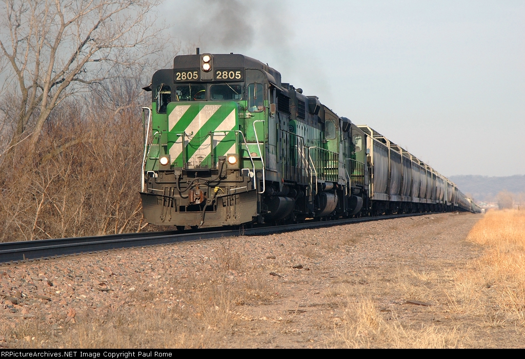 BNSF 2805, leads a nice set of older geeps westbound